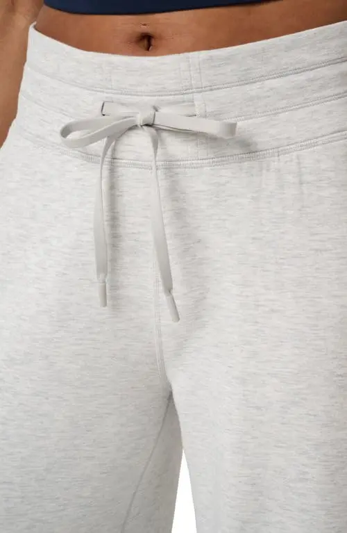 Travis Mathew Skyloft Soft Wide Leg Pants - Heather Light Grey