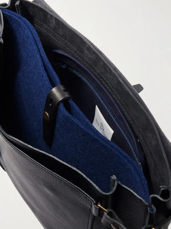 BLEU DE CHAUFFE Clair Full-grain Leather Messenger Bag - Black