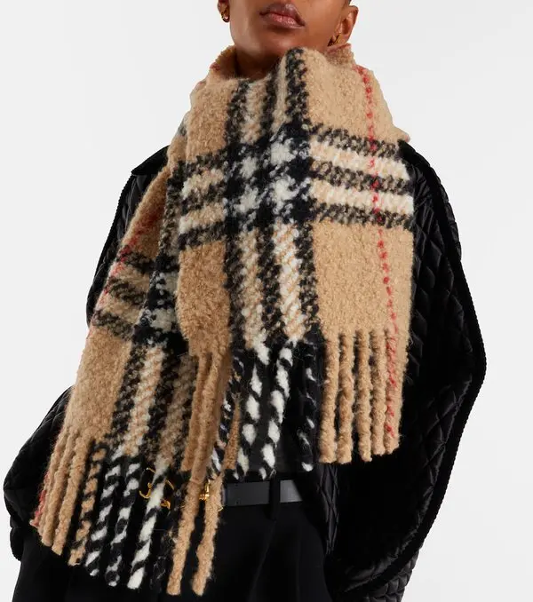 Burberry Check Alpaca And Wool-blend Scarf - Beige