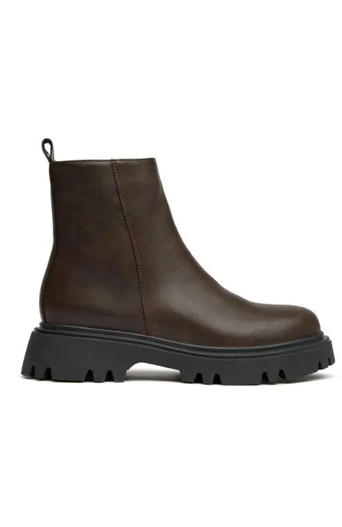V.GAN LONDON Cameo Ankle Boots - Brown