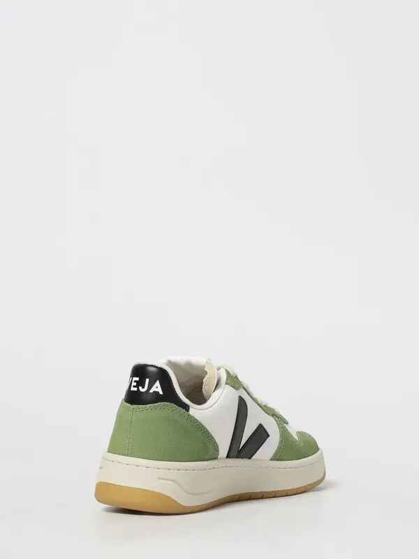 VEJA Low Top Sneakers