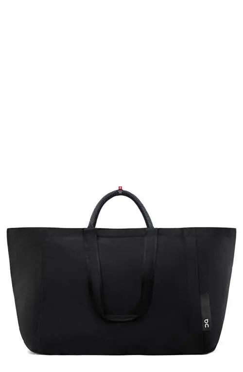 On 60l Water-resistant Cargo Pack Tote - Black