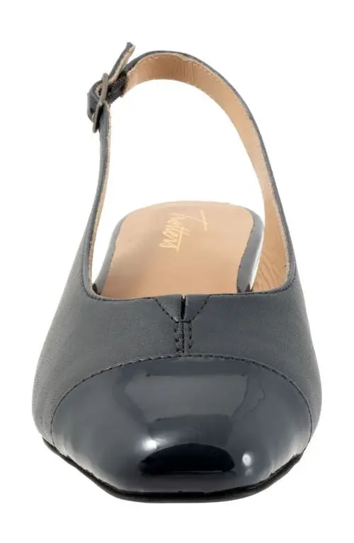 Trotters Dea Slingback Cap Toe Wedge Pumps - Navy