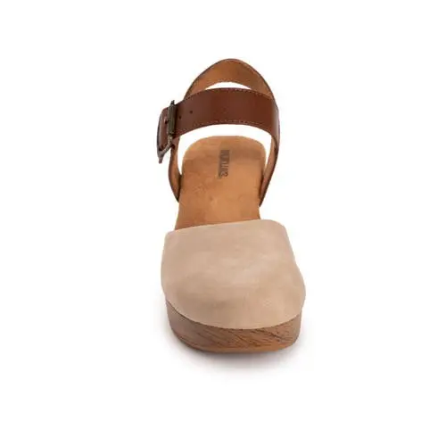 MUK LUKS Merritt Quarter Strap Clog - Natural/gold