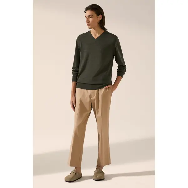 ITALIC Cole Merino Lightweight V-neck Sweater - Thyme