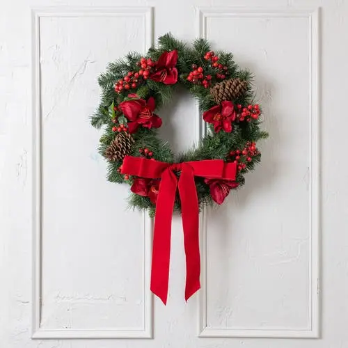 COCOBELLA Natalee Holiday Wreath - Red