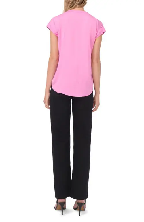 Vince Camuto V-neck Top