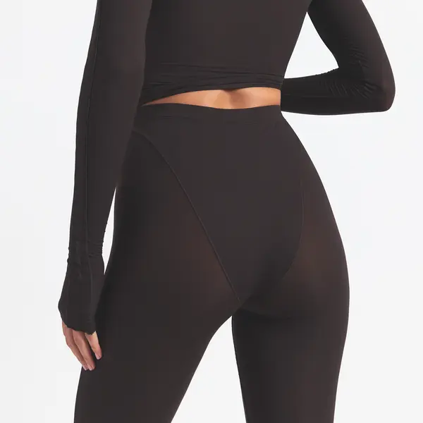 Nike Skims Weightless Layers High-waisted V-panel Leggings