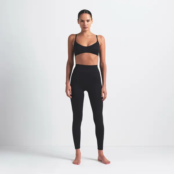 Nike Matte High-waisted 26" Knee Grip Leggings - Black