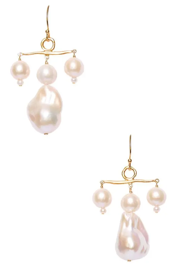 Chan Luu Caroline Earrings - White Pearl