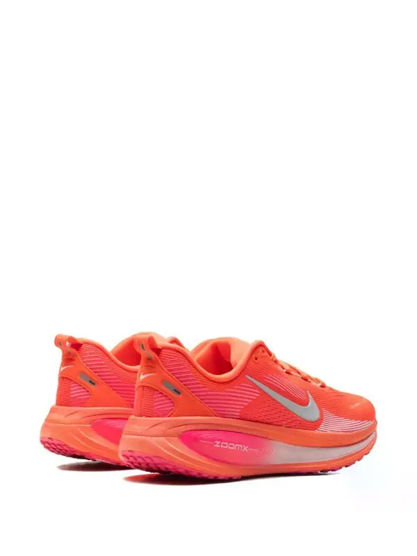Nike Vomero 18 Sneakers - Orange