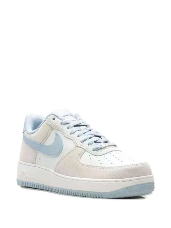 Nike Air Force 1 '07 Lv8 Sneakers