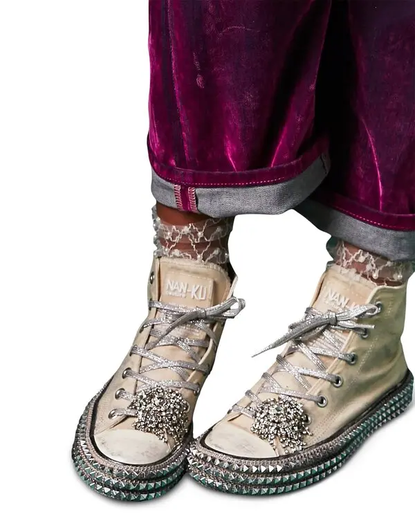 HIGH HEEL JUNGLE Faux Diamonds & Pearls Sheer Socks - White