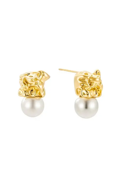 UNTAMED PETALS Gossamer Pearl Drop Earrings - Gold