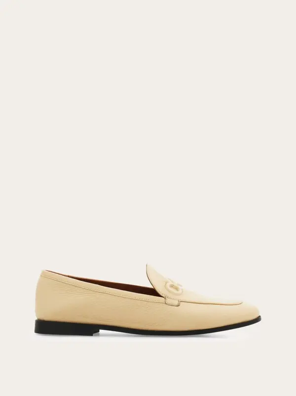 FERRAGAMO Gancini Loafer - Beige
