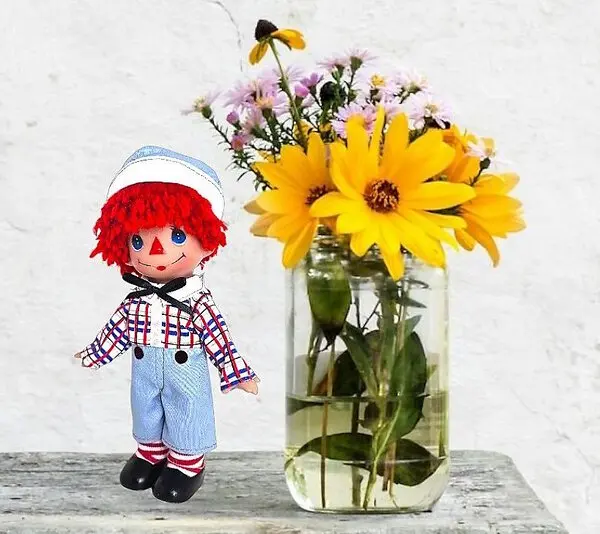 PRECIOUS MOMENTS 7' Timeless Traditions Raggedy Andy Doll - One-color