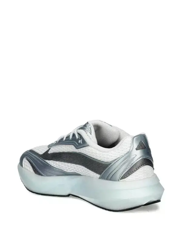 Adidas Stripes Lightblaze Sneakers