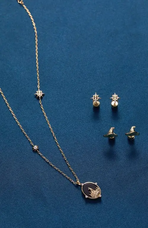 ALEX AND ANI Harry Potter Hogwarts & Sorting Hat Earring Set