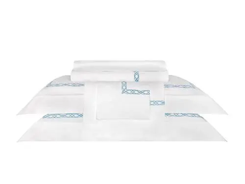 TOGAS Mia Duvet Cover - White