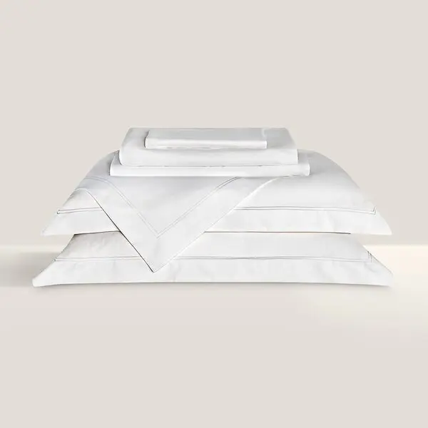 TOGAS Royal Flat Sheet - White