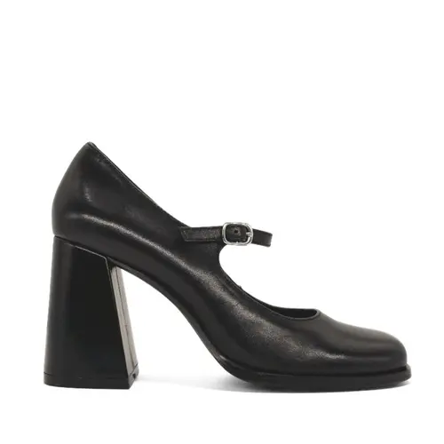 AMIE RAFA Jackie Mary Jane Heels - Black