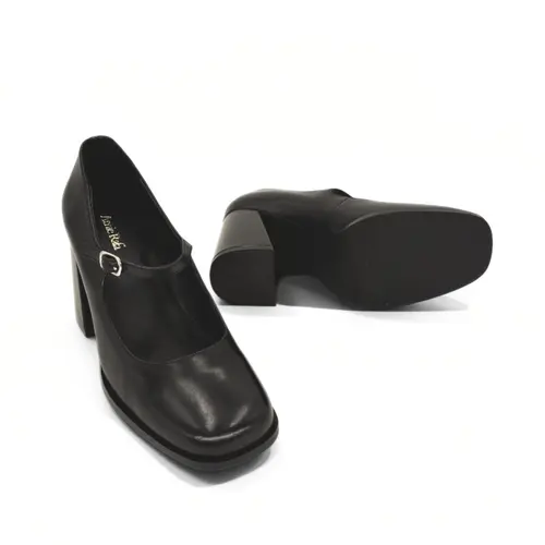 AMIE RAFA Jackie Mary Jane Heels - Black