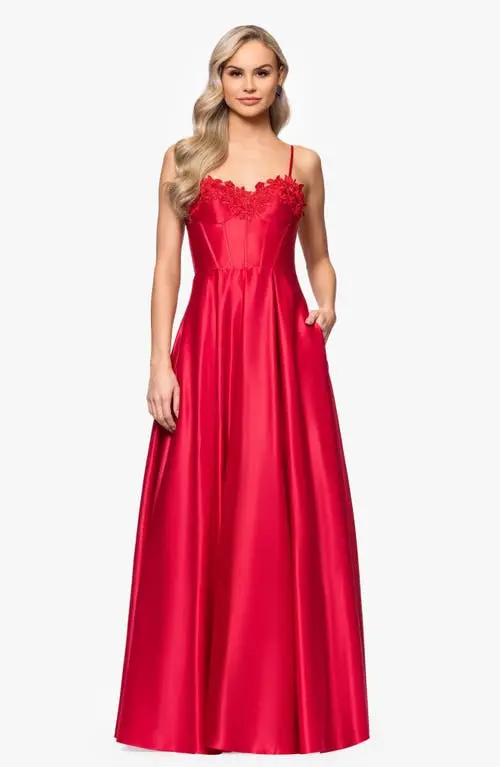 BLONDIE NITES Floral Appliqué Lace-up Satin Ballgown