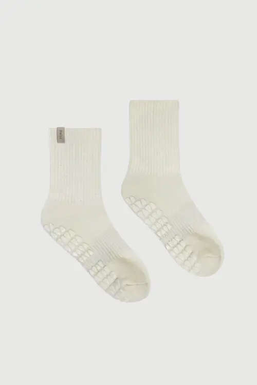 FRAISE Classic Crew Grip Socks - Vanille