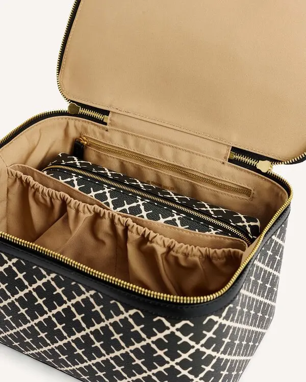 BY MALENE BIRGER Bae Beauty Cosmetics Case - Black