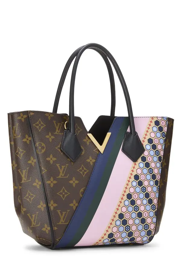 LOUIS VUITTON Monogram Canvas Kimono