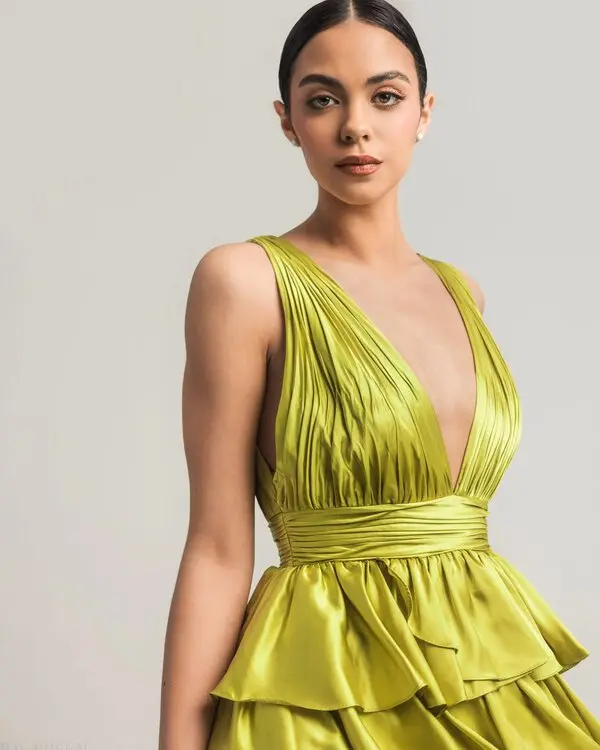 Mac Duggal Ruffle Tiered Pleated Sleeveless V Neck Gown