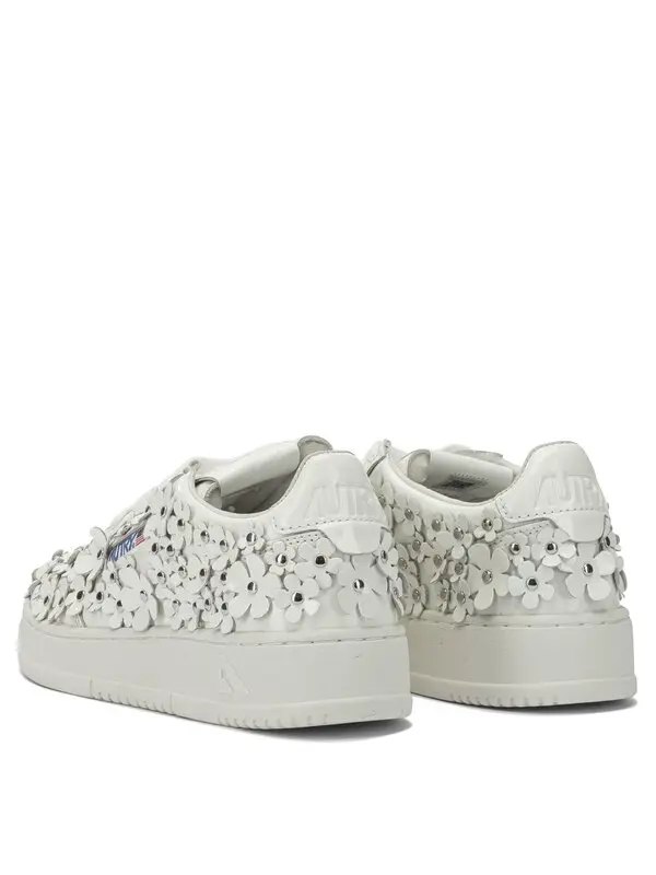 AUTRY Medalist Low Top Sneakers - White