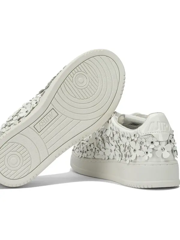 AUTRY Medalist Low Top Sneakers - White
