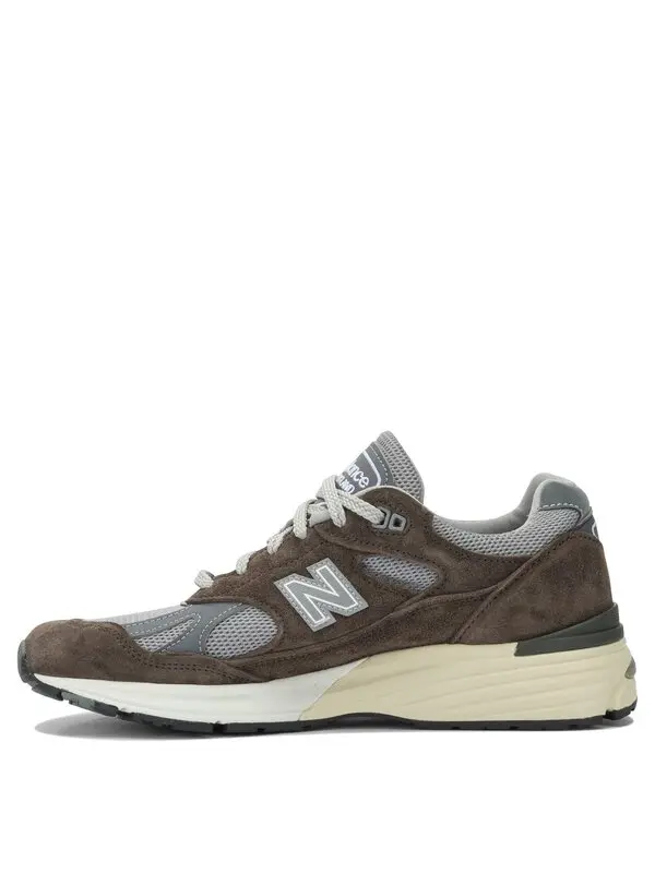 NEW BALANCE 991v2 Sneakers - Brown