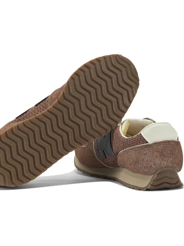NEW BALANCE 471 Sneakers - Brown