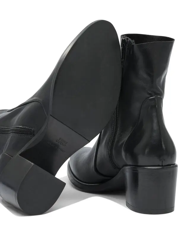 STRATEGIA Ankle Boots