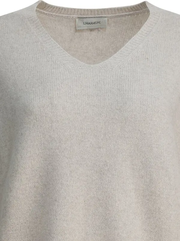 UMARMUNG Wool And Cashmere V-neck Sweater