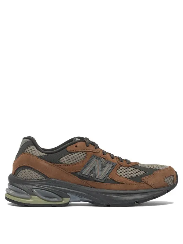 NEW BALANCE 2010 Sneakers - Brown
