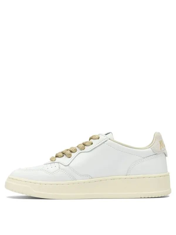 AUTRY Low Top Sneakers - White