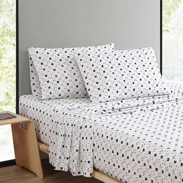 Marimekko Kukkaketo Cotton Percale Four Piece Sheet Set, Queen