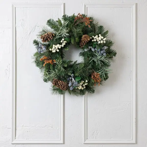 COCOBELLA Rudolph Holiday Wreath - Green
