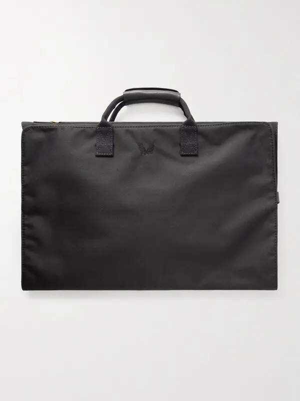 Bennett Winch Trifold Suit Carrier