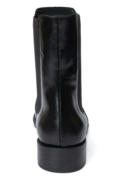 MENINA STEP Balmoral Leather Chelsea Boot - Black