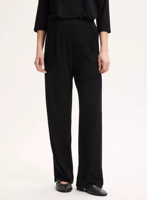 Majestic Filatures Soft Touch Straight Leg Pant - Noir