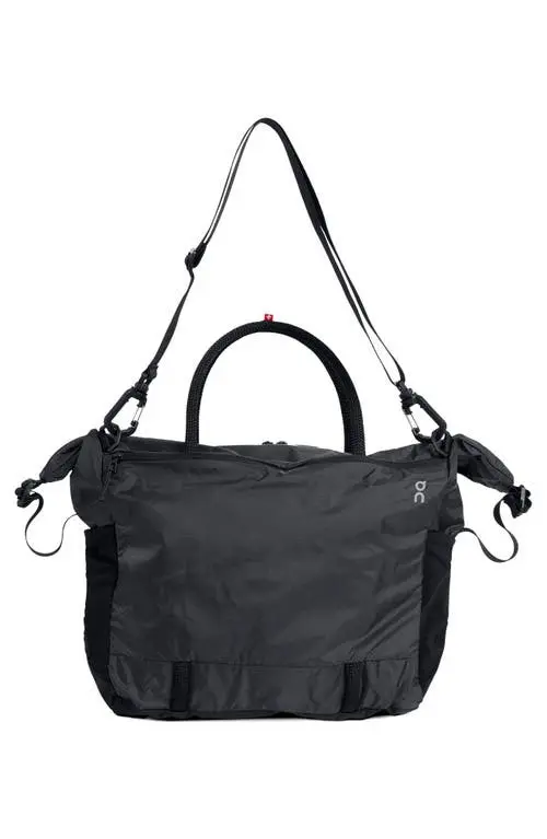 On Track Pack 35L lite　クロスボディバッグ　ブラック Track Pack 35L Lite | Black | On United States