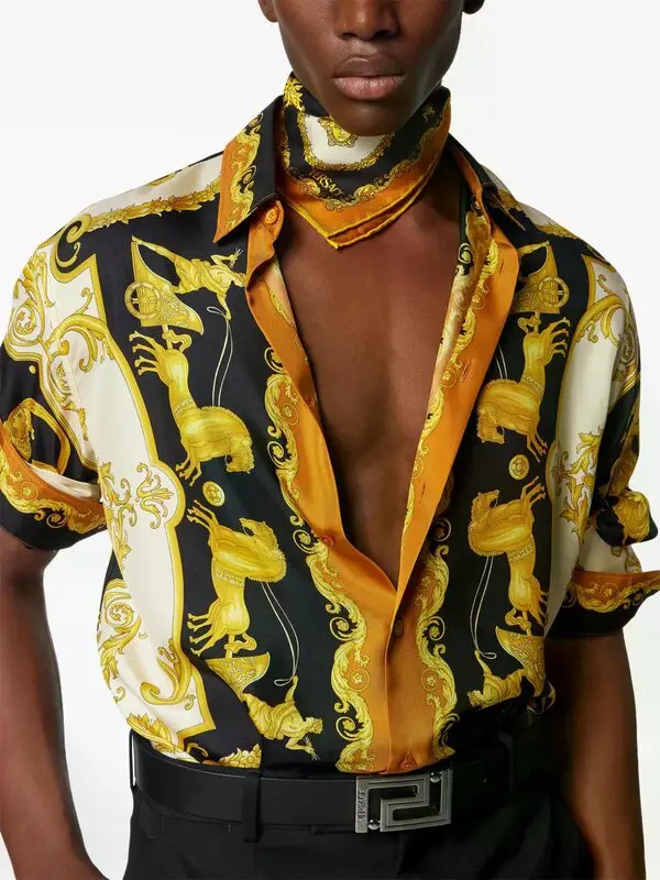Versace Hall Of Heroes Print Scarf - Black