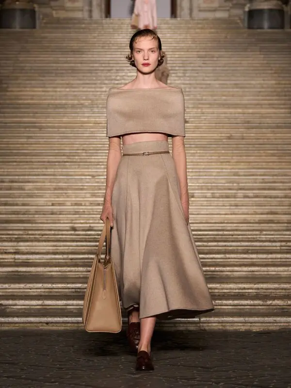 Max Mara Full Tech Wool Flared Skirt - Sand