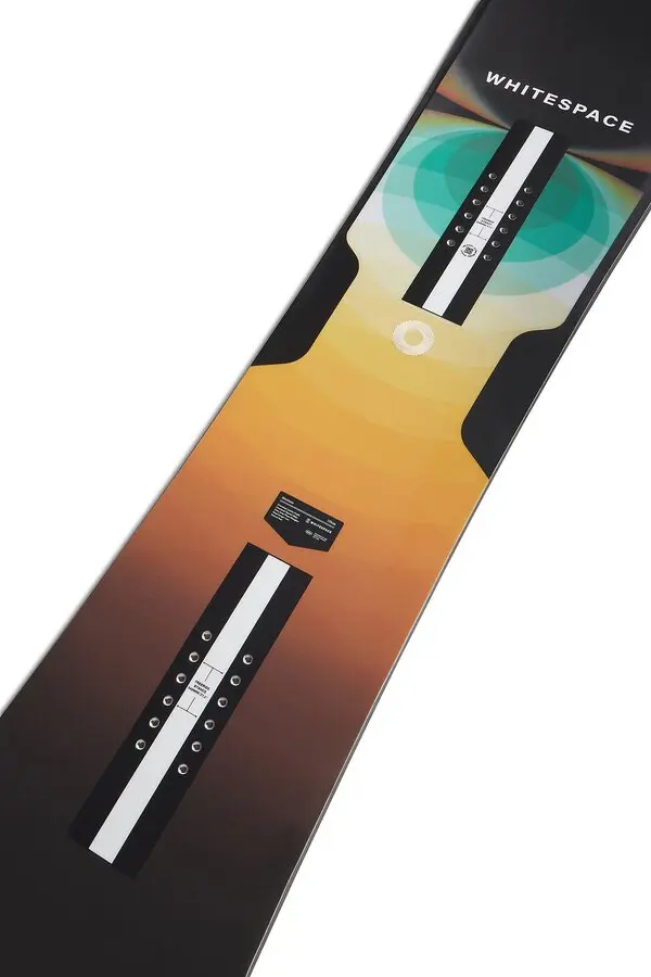 WHITESPACE Montano Snowboard