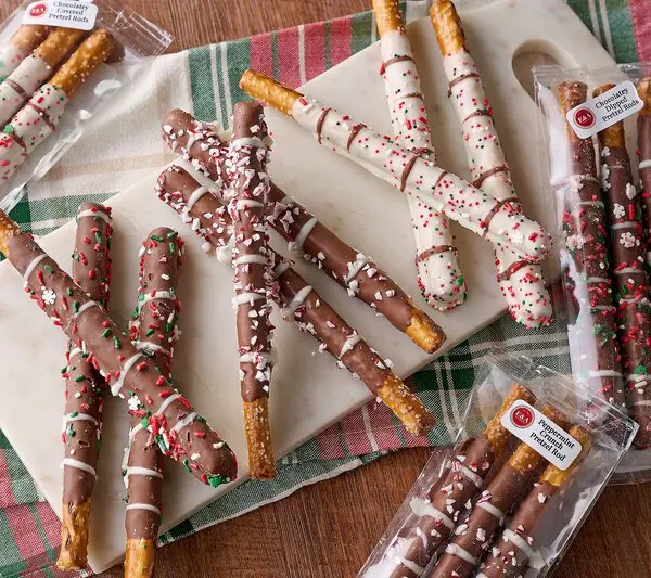 E&A CANDIES 18pc Chocolatey Holiday Pretzel Rods & Bags - One-color