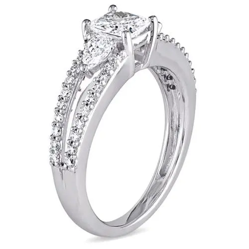 JULIANNA B. 14k Diamond 3-stone Split Shank Ring